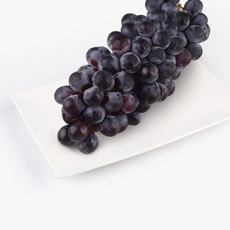 Summer Black Seedless Grapes 500g